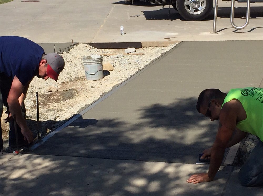 MOSCA LANDSCAPING - Updated November 2024 - 47 Photos - 110 Hickory Ln ...