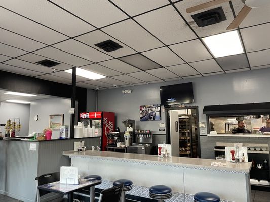 FT WRIGHT FAMILY RESTAURANT - Updated December 2025 - 137 Photos & 136 ...