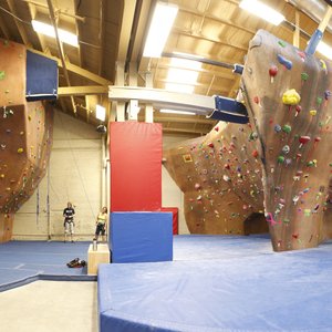 LANCERLOT SPORTS COMPLEX - Updated April 2025 - 1110 Vinyard Rd, Vinton ...