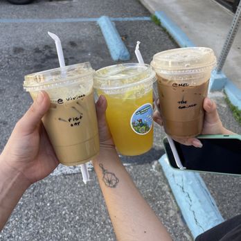 THE HOOD GRIND COFFEE - Updated May 2024 - 61 Photos & 69 Reviews - 114 ...