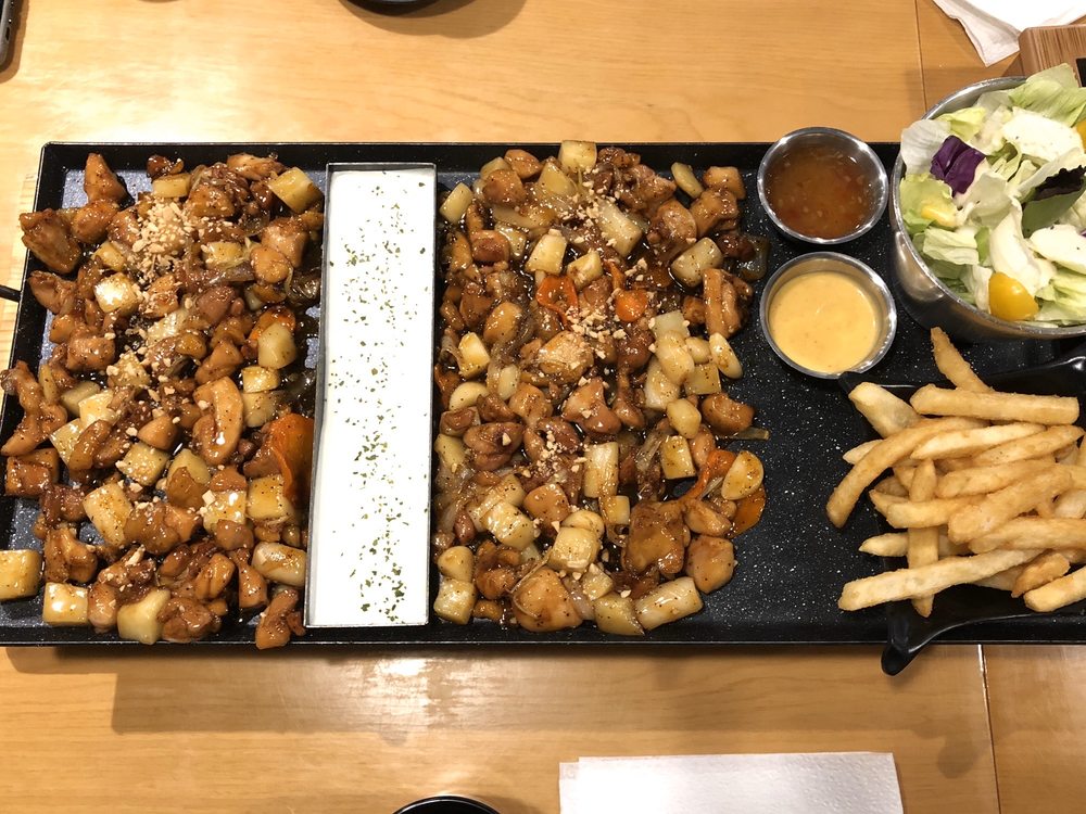 DM CHICKEN - 155 Photos & 64 Reviews - 3250 Midland Avenue, Toronto ...