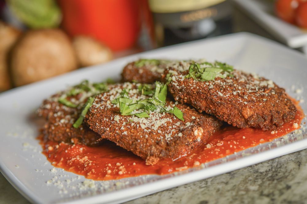 CRUST SIMPLY ITALIAN - 558 Photos & 615 Reviews - 10 N San Marcos Pl ...