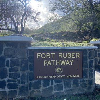 DIAMOND HEAD STATE MONUMENT - 7563 Photos & 2120 Reviews - Diamond Head ...