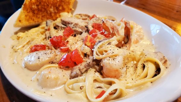 13 COINS RESTAURANT - 573 Photos & 670 Reviews - 255 S King St, Seattle ...