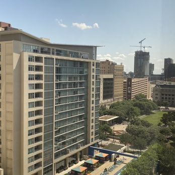 HAMPTON INN & SUITES DALLAS DOWNTOWN - Updated December 2025 - 240 ...