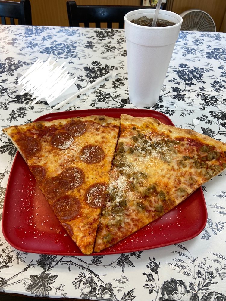 MAMMA LEONE’S PIZZA - 47 Photos & 104 Reviews - 650 E Red Bridge Rd ...