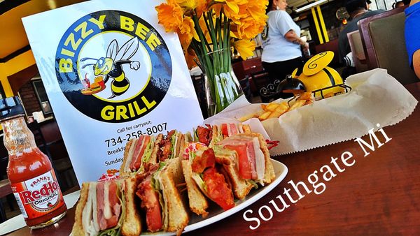 BIZZY BEE GRILL - Updated December 2025 - 148 Photos & 71 Reviews ...