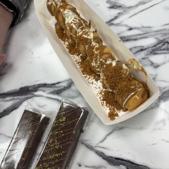 SWEET RETREAT - Updated January 2026 - 44 Photos & 22 Reviews - 2520 ...