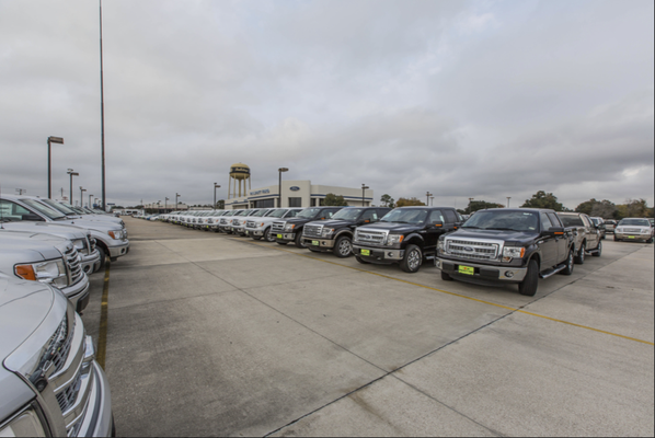 PHILPOTT FORD - Updated January 2026 - 17 Photos & 24 Reviews - 1400 US ...