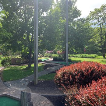 PINE CREEK MINIATURE GOLF - Updated September 2025 - 54 Photos & 64 ...