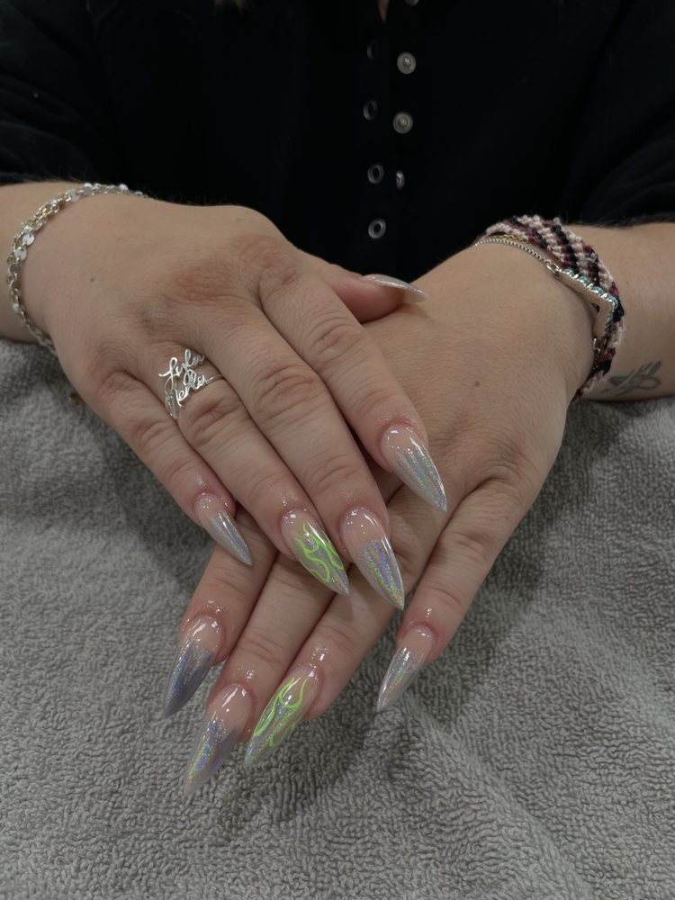 RENAISSANCE NAILS - Updated June 2024 - 28 Photos - Salon Republic 200 ...