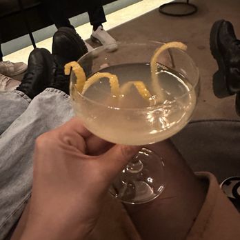 UP ROOM - Updated October 2025 - 304 Photos & 146 Reviews - 2018 W ...