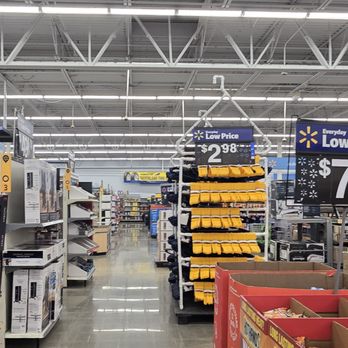 WALMART - Updated December 2025 - 57 Photos & 70 Reviews - 270 Indian ...
