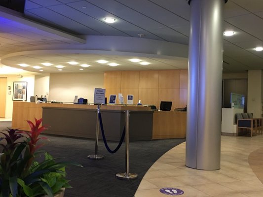 TRIA ORTHOPAEDIC CENTER - Updated January 2026 - 129 Reviews - 8100 ...