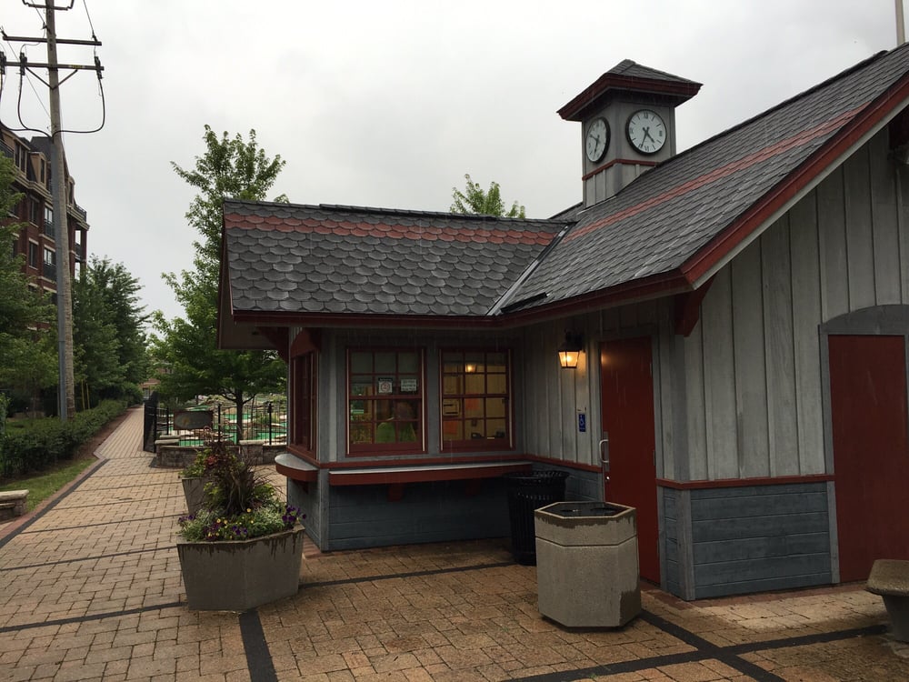 CLOCKTOWER COMMONS - Updated October 2025 - South Naperville Rd ...