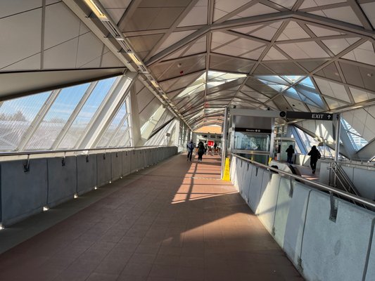 TYSONS CORNER METRO STATION - Updated December 2025 - 95 Photos & 27 ...