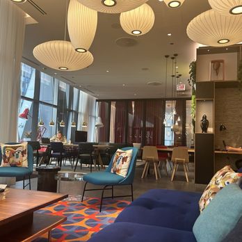 CITIZENM CHICAGO DOWNTOWN HOTEL - Updated July 2024 - 173 Photos & 36 ...