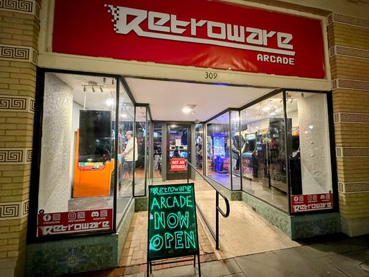 RETROWARE ARCADE - Updated October 2025 - 51 Photos & 11 Reviews - 309 W Main St, Lansdale ...