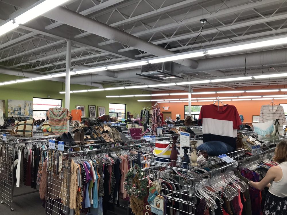 GOODWILL - Updated December 2025 - 1810 Lake Shore Dr, Ashland ...