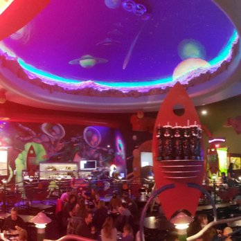 SPACE ALIENS GRILL & BAR - Updated June 2024 - 86 Photos & 119 Reviews ...