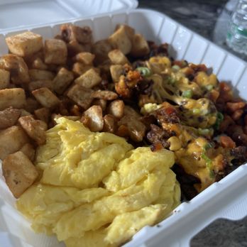 KITCHEN 27 - Updated June 2024 - 42 Photos & 47 Reviews - 200 W St ...