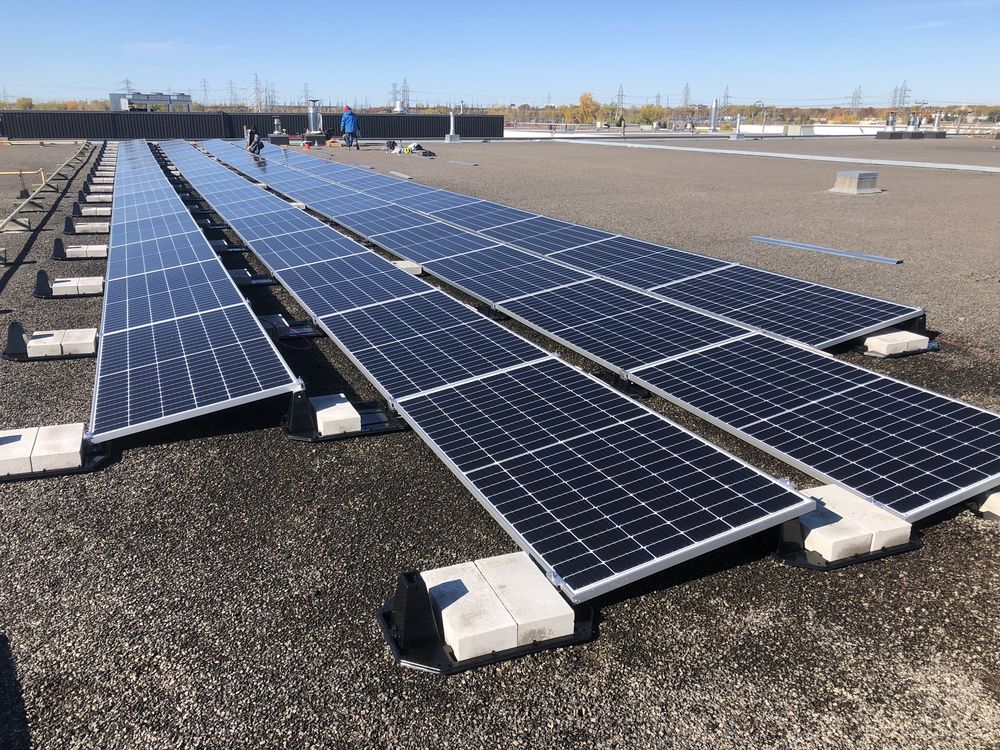 QUEBEC SOLAR - Updated December 2025 - 15 Photos - 285 Mont-Royal ...