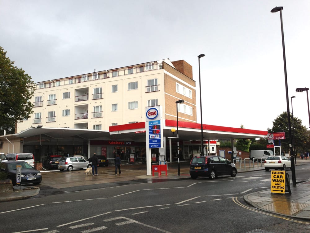TRIANGLE SERVICE STATION - Updated October 2025 - 35-39 South Ealing ...
