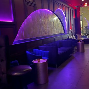 EVERYTHING’S JAKE NYC BAR & LOUNGE - Updated June 2025 - 86 Photos & 30 ...