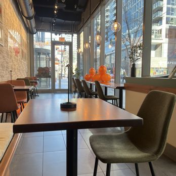 LIZZANO - Updated January 2026 - 96 Photos & 42 Reviews - 636 N Wells ...