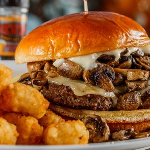 BOMBSHELLS RESTAURANT & BAR - Updated July 2025 - 155 Photos & 203 ...