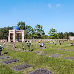 EARTHMAN RESTHAVEN FUNERAL HOME AND CEMETERY - 23 Photos - Funeral ...