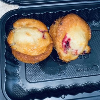 BUBBLY HEN - Updated August 2024 - 72 Photos & 46 Reviews - 7915 Vaughn ...