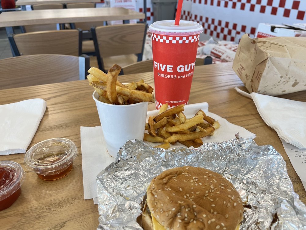 FIVE GUYS - Updated June 2024 - 57 Photos & 67 Reviews - 1690 Airport ...