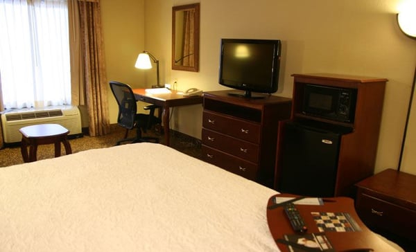 HAMPTON INN ONEONTA - Updated October 2025 - 136 Photos & 67 Reviews ...