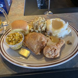 NEIGHBORHOOD PUB & GRILL - Updated May 2025 - 13 Photos - N 5091 County ...