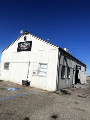THE VALLEY SMOG - Updated May 2026 - 225 W H St, LOS BANOS, California ...