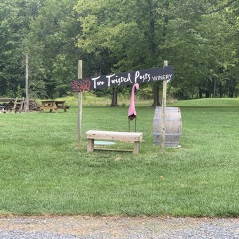 TWO TWISTED POSTS WINERY - Updated December 2025 - 145 Photos & 82 ...