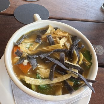 LOCAL TABLE - Updated June 2025 - 734 Photos & 689 Reviews - 24033 ...