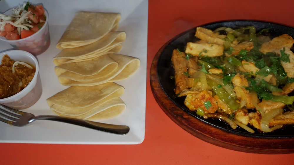 PISCOLABIS MEXICANOS - Updated June 2024 - 12 Photos - Camino Matienzo ...