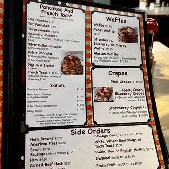 RED APPLE FAMILY RESTAURANT - Updated January 2026 - 30 Photos & 72 ...