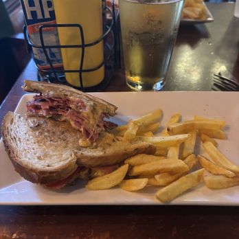 WOLFHOUND IRISH PUB - Updated February 2026 - 43 Photos & 34 Reviews ...