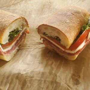 PASTARIA DELI & WINE - 38 Photos & 31 Reviews - 7734 Forsyth Blvd, St ...