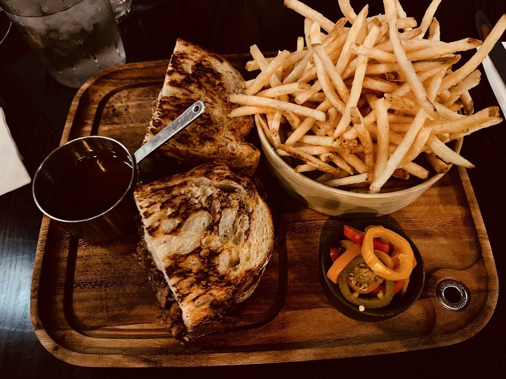 BIRDIE’S - Updated January 2026 - 39 Photos & 26 Reviews - 1300 S ...