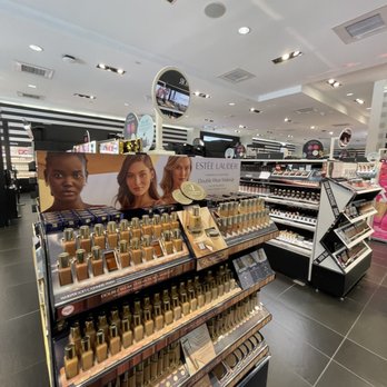 SEPHORA - Updated July 2025 - 114 Photos & 153 Reviews - 2250 Kalakaua ...