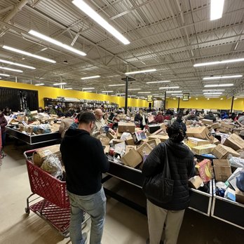 TREASURE HUNT LIQUIDATORS BIN MEGA STORE - Updated January 2026 - 67 ...