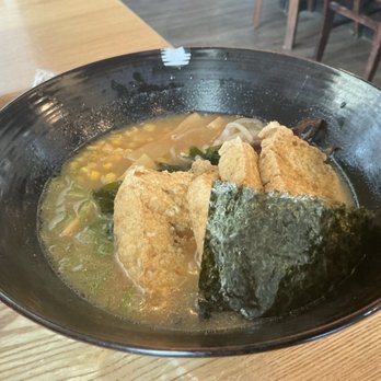 KUMA MOON - Updated December 2025 - 106 Photos & 63 Reviews - 725 ...