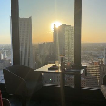 THE COMPASS - Updated December 2025 - 1012 Photos & 1114 Reviews - 122 ...