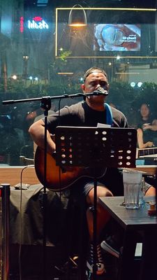 7 TAVERN - Updated November 2025 - 1 Goldhill Plaza, Singapore ...