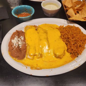 NACHO PADRES - Updated March 2025 - 149 Photos & 53 Reviews - 2121 ...