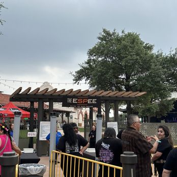 THE ESPEE - Updated December 2025 - 88 Photos & 32 Reviews - 1174 E ...